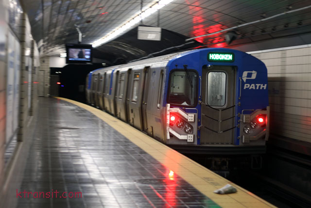 New York City Transit Photos, including the subway, PATH and Commuters